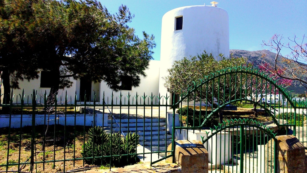 Windmill Complex in Municipality of Sifnos | 2025 Updated prices, deals ...