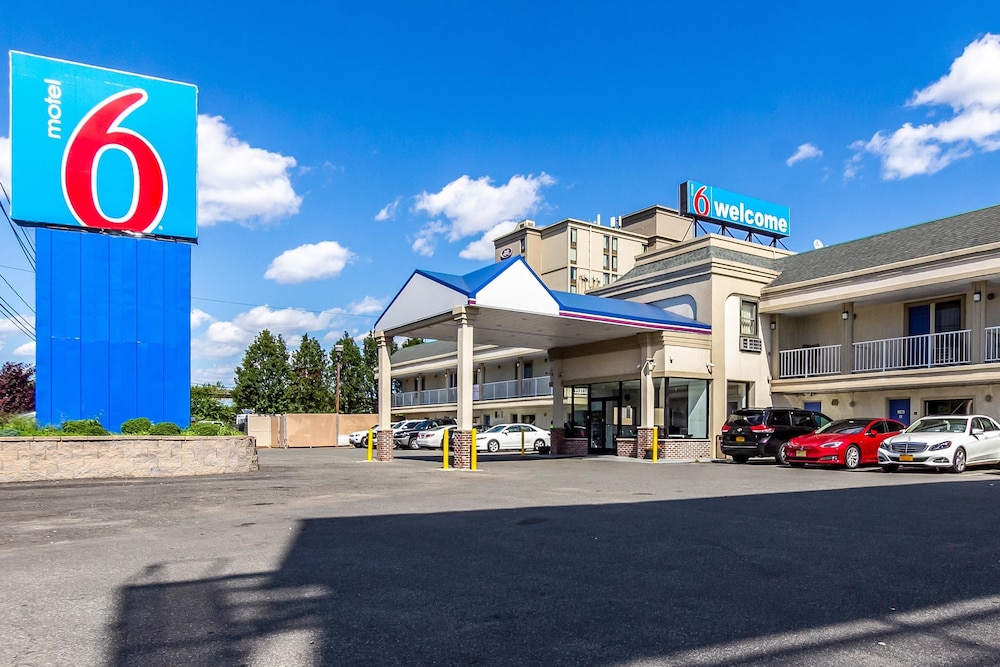 Motel 6 Elizabeth, NJ - Newark Liberty Intl Airport in Elizabeth | 2025 ...