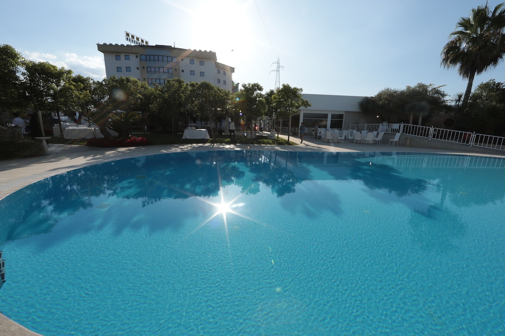 Edra Palace in Cassino | 2024 Updated prices, deals - Klook United States