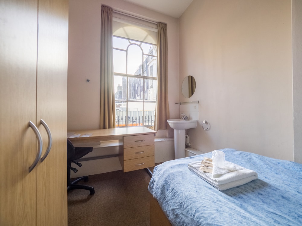 LSE Passfield Hall - Campus Accommodation in London | 2025 Updated ...