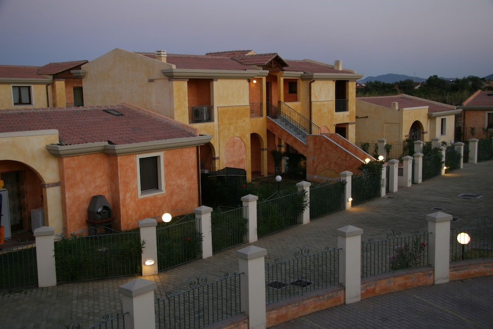 Home Mini Resort in Cabuderra/Capoterra | 2023 Updated prices, deals ...