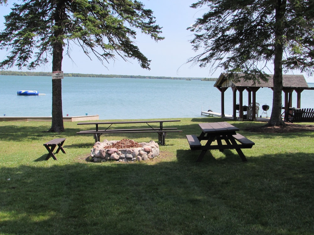 Grand Lake Resort in | 2025 Updated prices, deals - Klook International ...