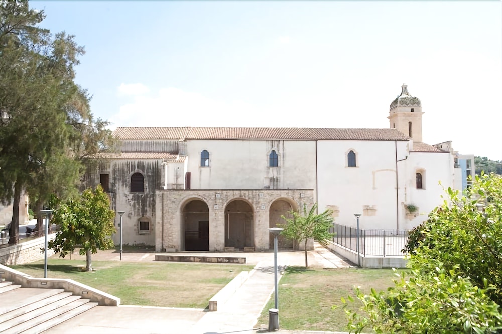 Hotel Antico Convento dei Cappuccini in Ragusa | 2025 Updated prices ...