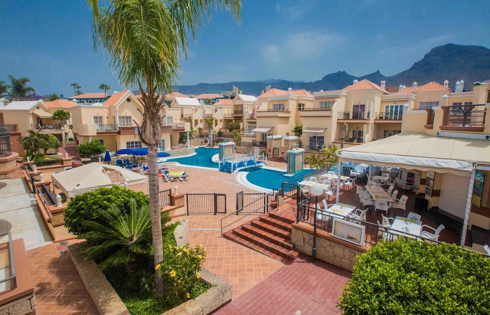 Apartment Playa Fanabe, El Duque in Adeje | 2023 Updated prices, deals ...