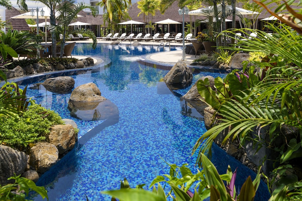 Sheraton Samoa Aggie Grey'S Hotel & Bungalows in | 2024 Updated prices ...