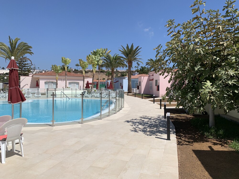 Bungalows Tisaya Golf in San Bartolomé de Tirajana | 2024 Updated ...