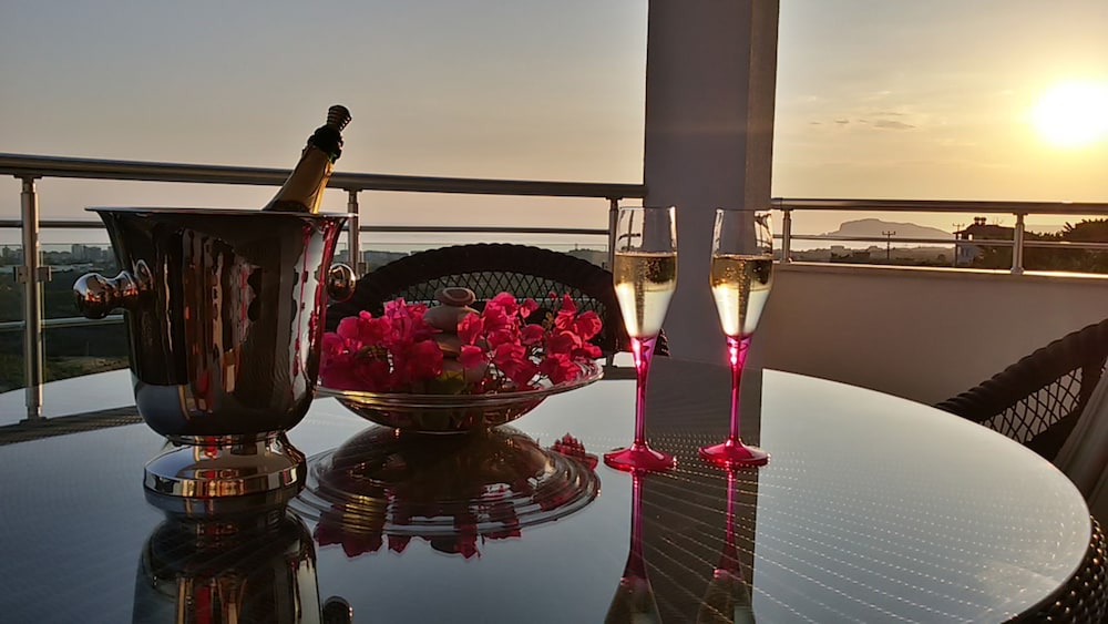 White Pearl Alanya in Antalya | 2025 Updated prices, deals - Klook ...