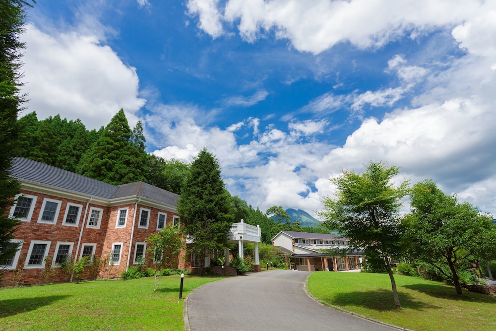 Yufuin Hotel Morino Terrace in Yufu | 2025 Updated prices, deals ...