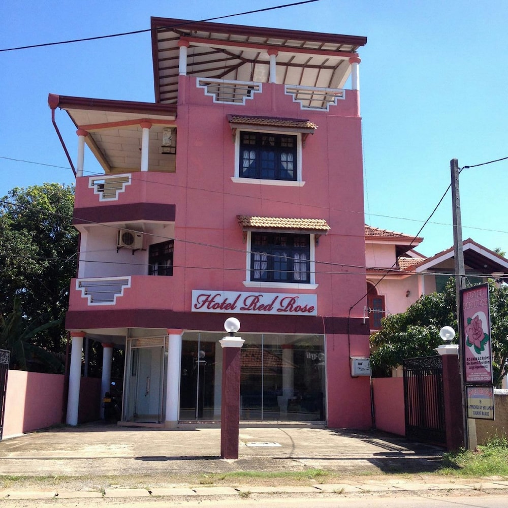 Hotel Red Rose in Negombo | 2025 Updated prices, deals - Klook United ...