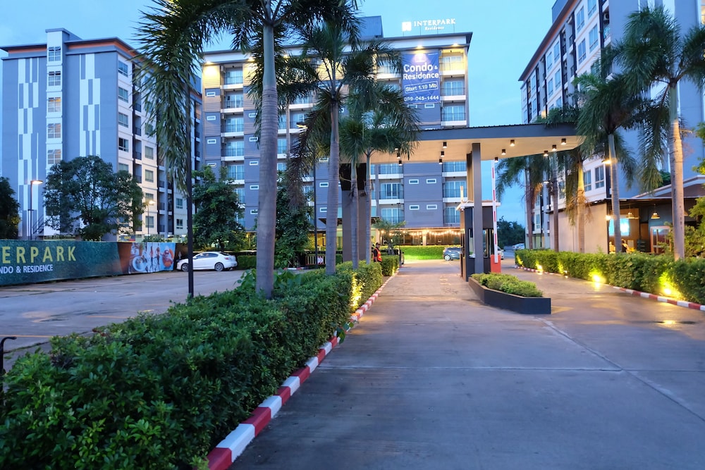 Interpark Hotel & Residence Eastern Seaboard Rayong in Pluak Daeng ...