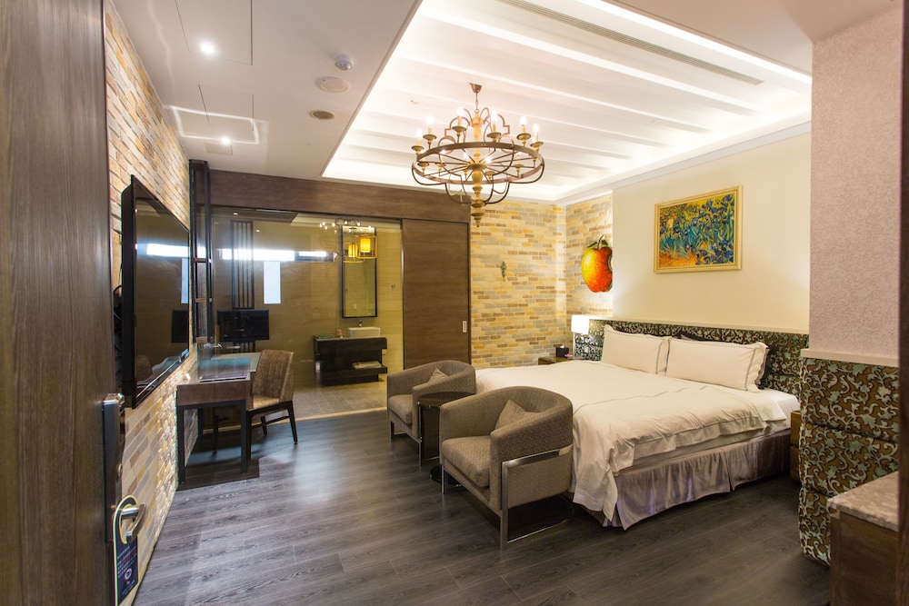 The Castle Ballet Taichung A Boutique Hotel in Taichung | 2025 Updated ...