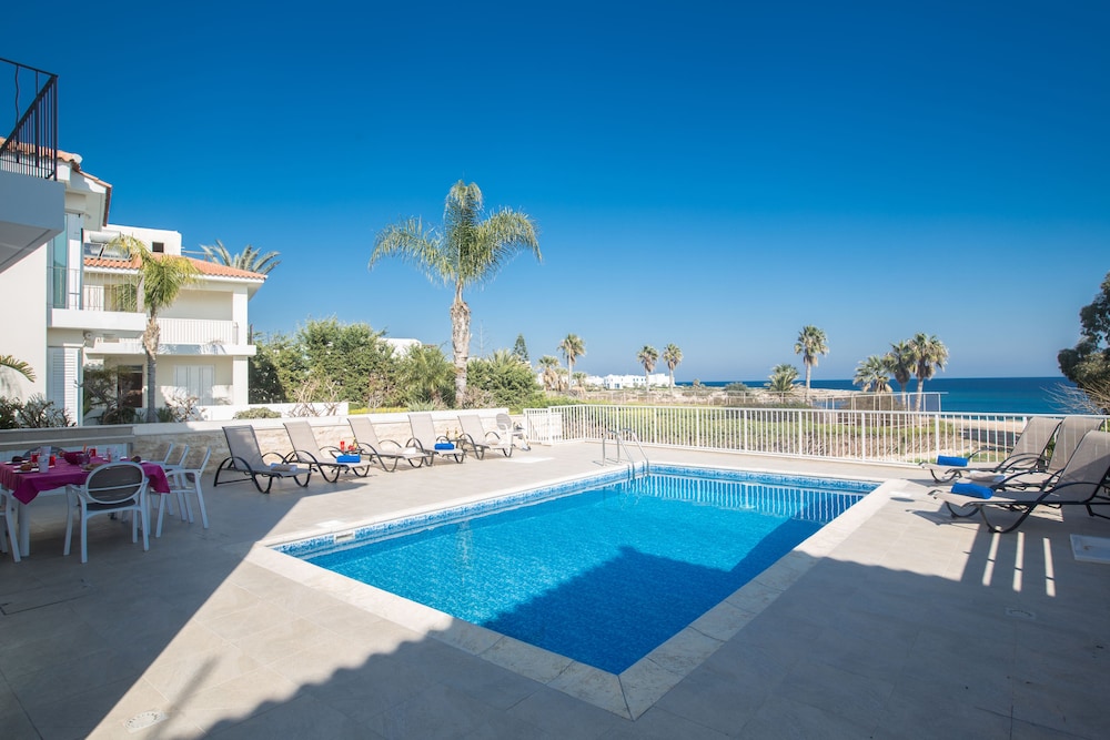 Shaye Frontline Villa in | 2024 Updated prices, deals - Klook United States