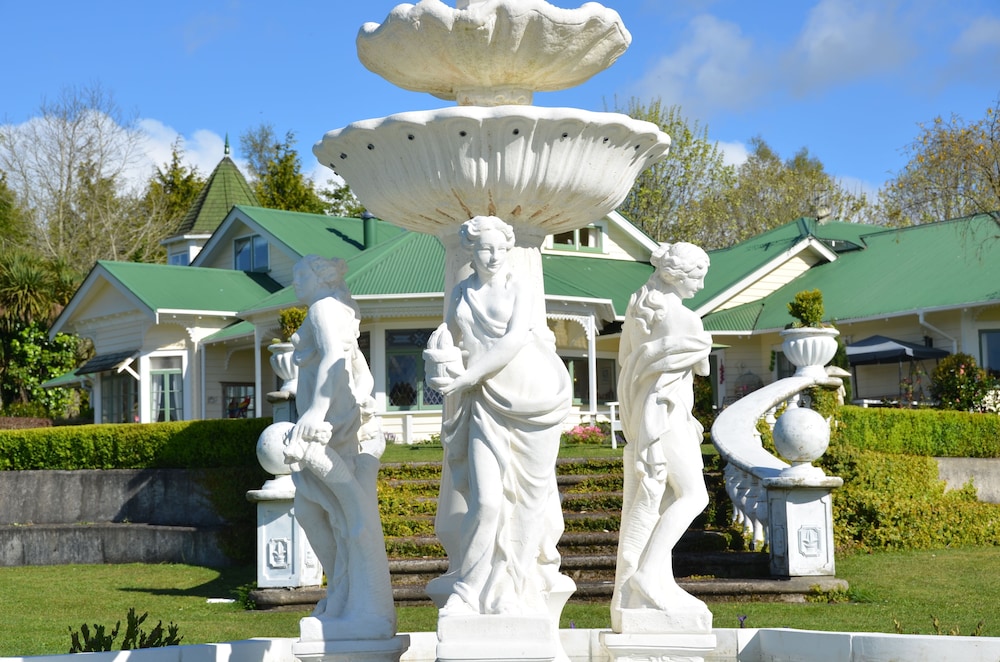 Country Villa Estate in Rotorua | 2024 Updated prices, deals - Klook ...