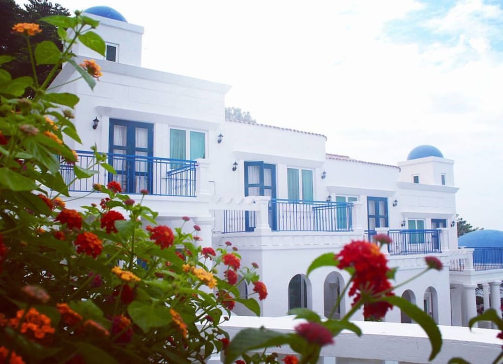 Camp Netanya Resort & Spa in Mabini | 2025 Updated prices, deals ...