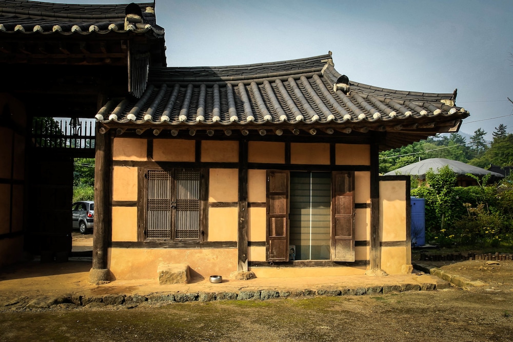 Yi Jin-rae's Historic House in Jeollanam-do | 2023 Updated prices ...