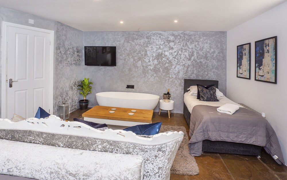 Converted Stable in York | 2025 Updated prices, deals - Klook United States