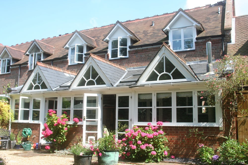 Oakdown Court B&B in | 2023 Updated prices, deals - Klook United States