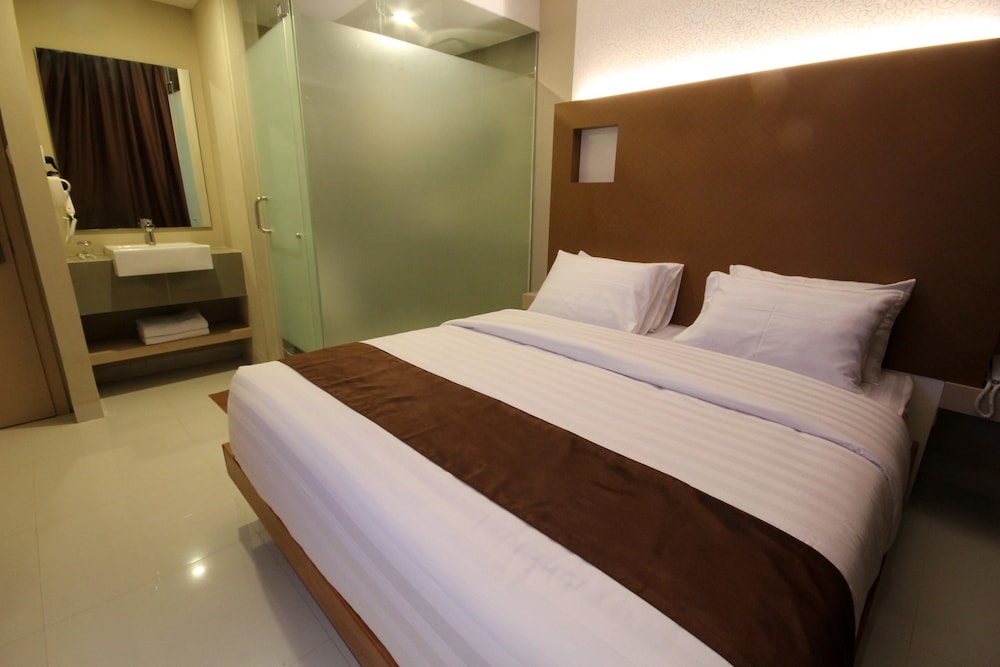 OS Hotel Airport Batam in Batam | 2024 Updated prices, deals - Klook ...