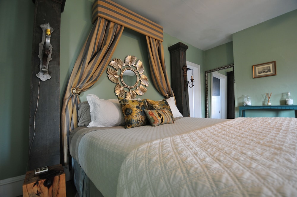 Bohemian Inn in | 2024 Updated prices, deals - Klook United States