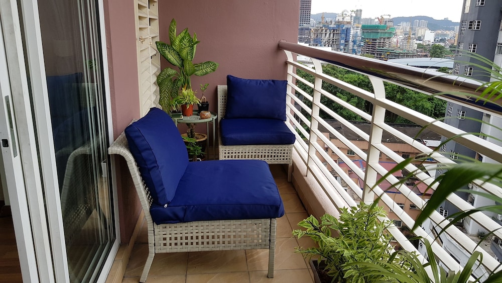 Balkoni Hijau at Casa Mutiara KL in Kuala Lumpur | 2025 Updated prices ...