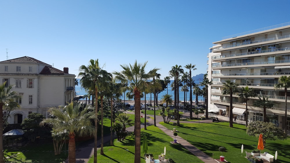 Studio Grand hôtel Croisette in Cannes | 2025 Updated prices, deals ...
