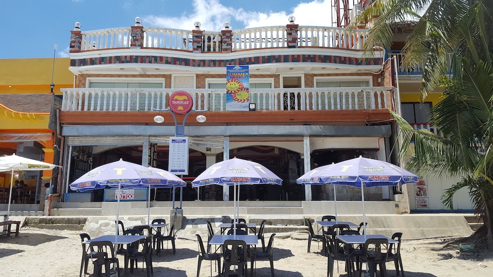 Dreamwave Hotel Puerto Galera in Puerto Galera | 2023 Updated prices ...