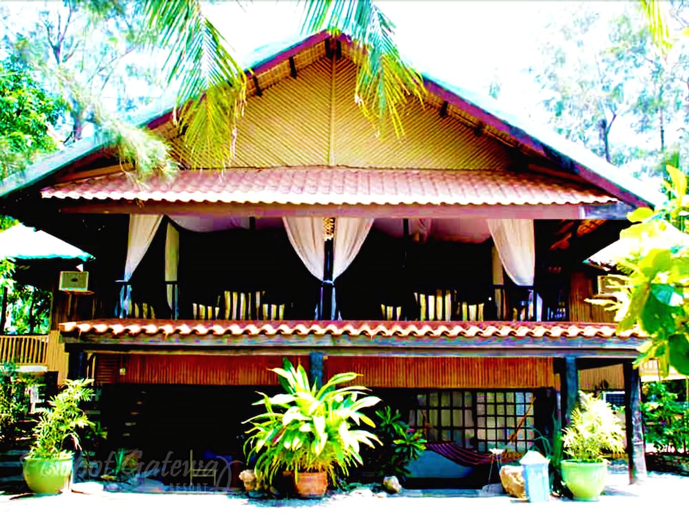 Potipot Gateway Resort in Candelaria | 2023 Updated prices, deals ...