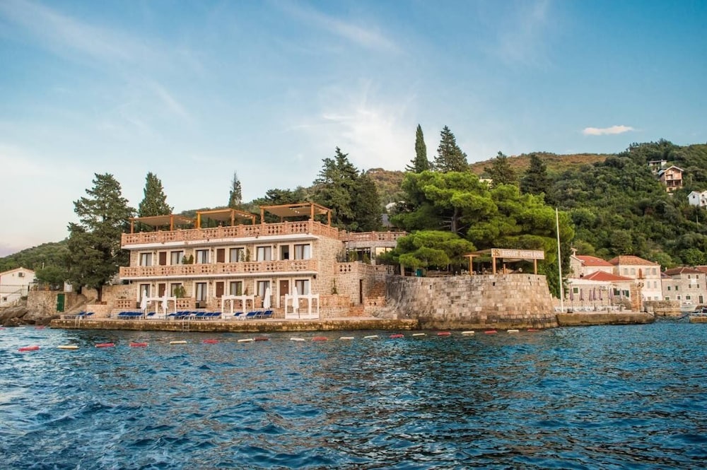 Forte Rose in Herceg Novi Municipality | 2025 Updated prices, deals ...