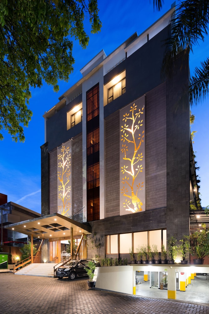Hemangini Hotel Bandung in Bandung | 2024 Updated prices, deals - Klook ...