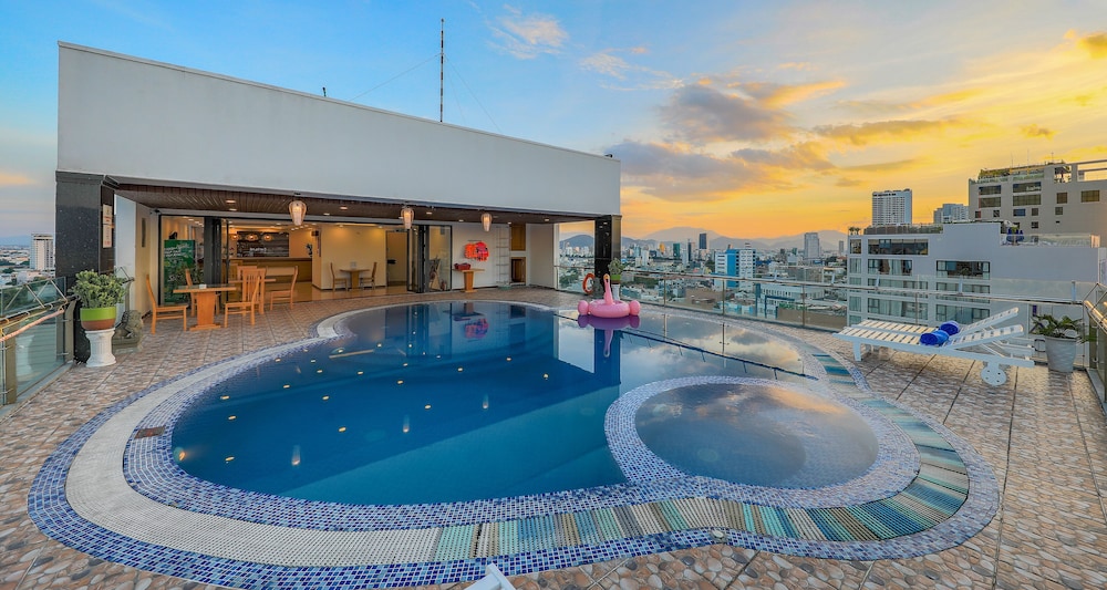 Merry Land Hotel Da Nang in Da Nang | 2024 Updated prices, deals ...
