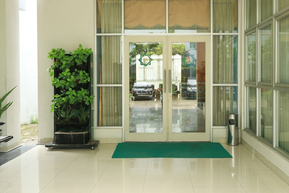 Greensa Inn Hotel in Sidoarjo | 2024 Updated prices, deals - Klook ...
