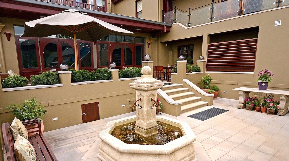 The Old Bank Boutique Hotel in Mittagong | 2023 Updated prices, deals ...