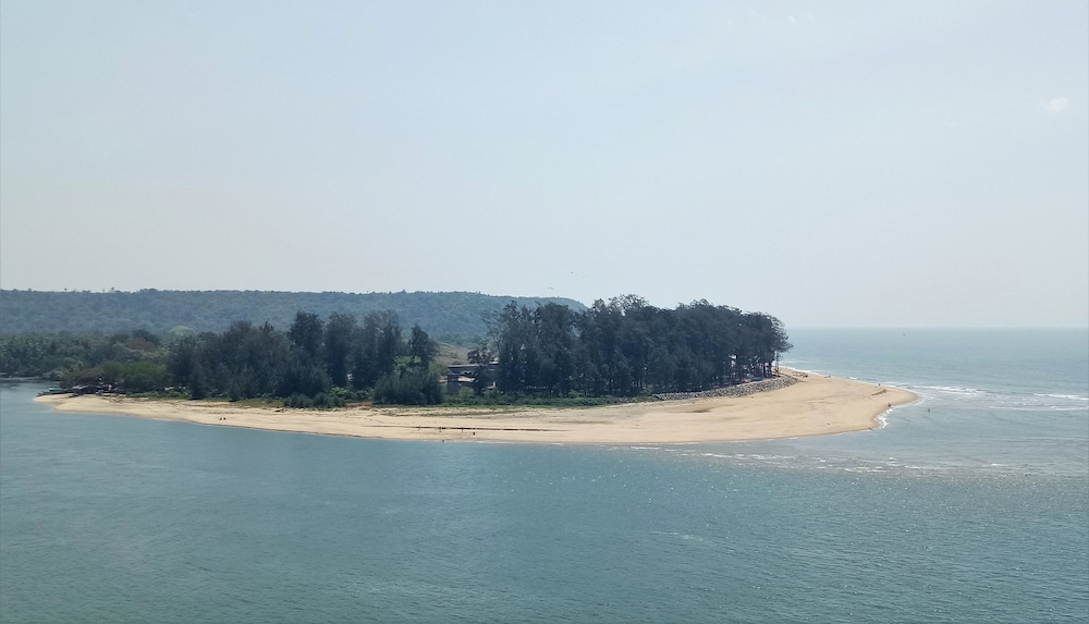 Hotel Hill Rock Goa in North Goa | 2023 Updated prices, deals - Klook ...