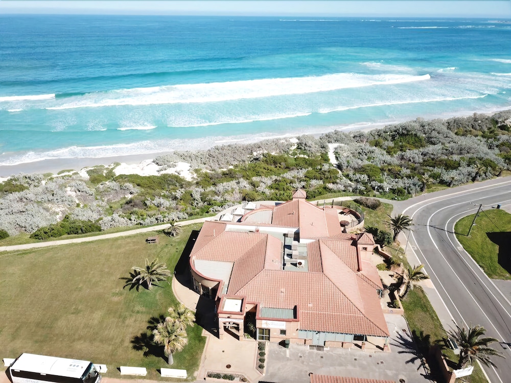 African Reef Resort in Geraldton | 2024 Updated prices, deals - Klook ...