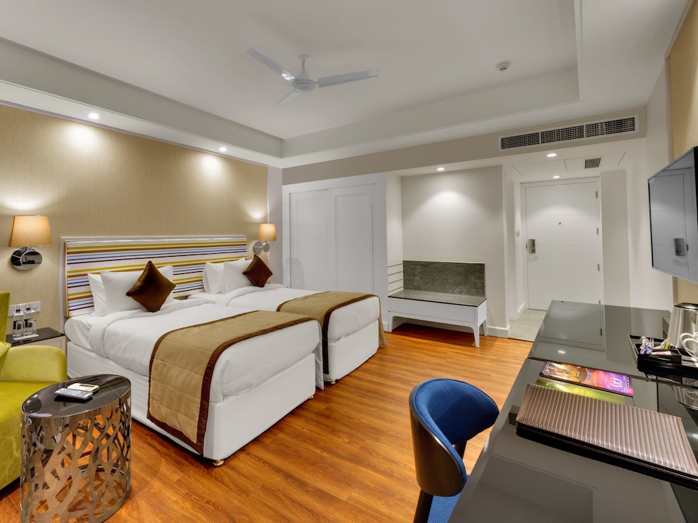 Amanora The Fern Hotels & Club in pune | 2024 Updated prices, deals ...