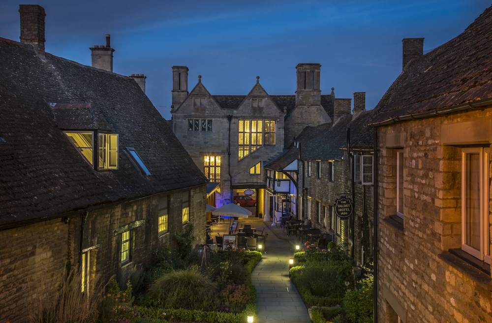 The Talbot Hotel, Oundle, Northamptonshire in | 2025 Updated prices ...