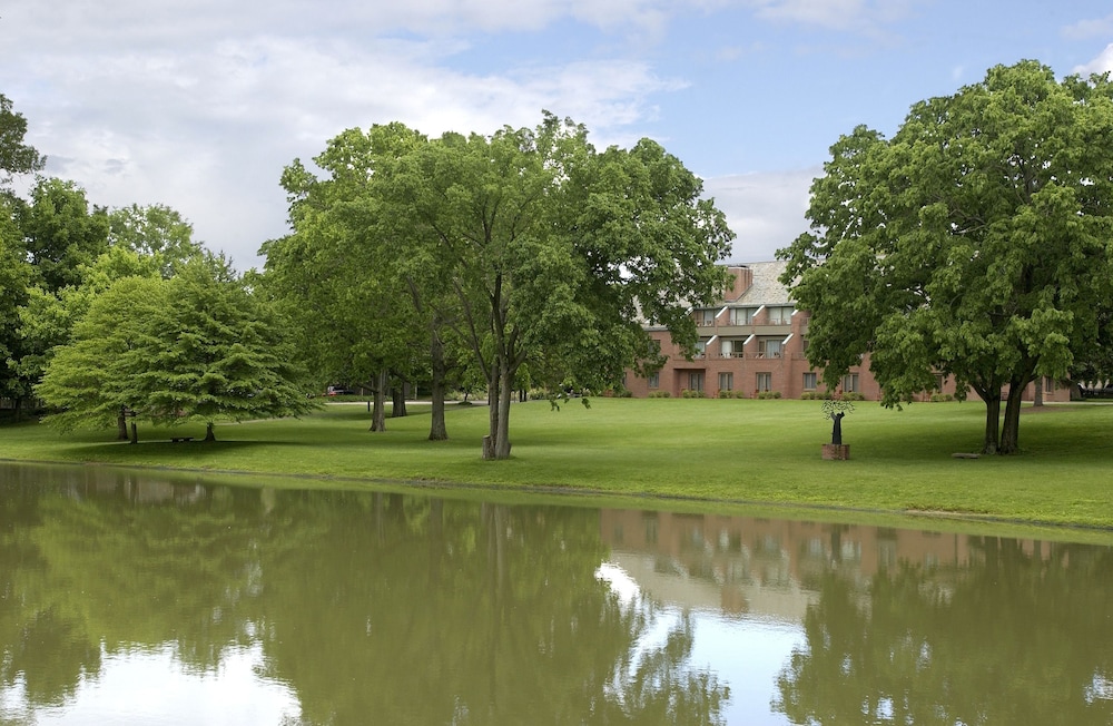 New Harmony Inn Resort and Conference Center in | 2025 Updated prices ...