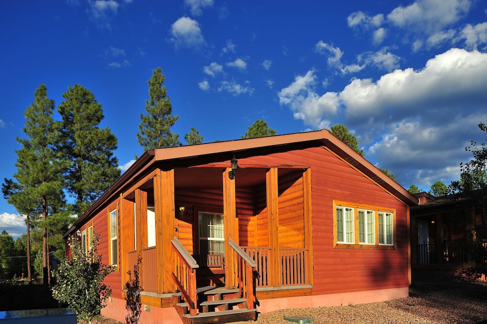 PVC at The Roundhouse Resort in | 2025 Updated prices, deals - Klook ...