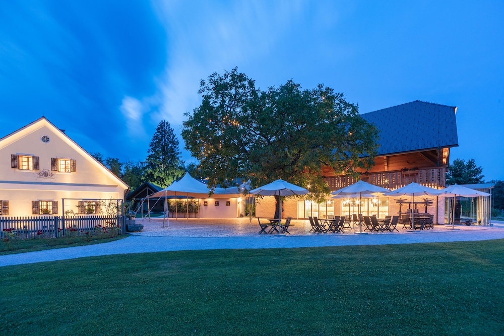 Pule Estate in Mokronog-Trebelno | 2025 Updated prices, deals - Klook ...