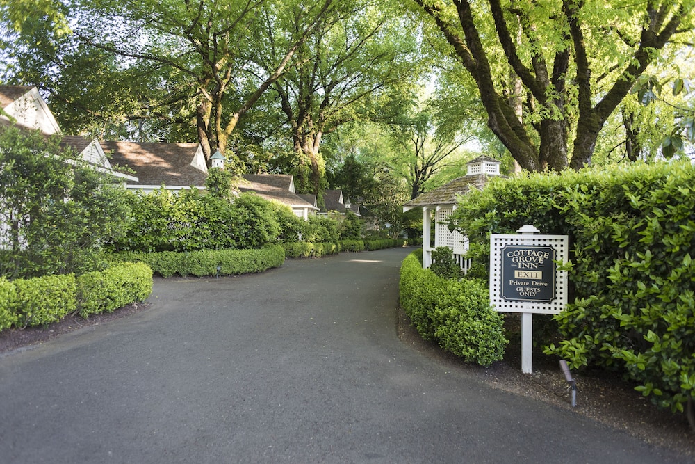 Cottage Grove Inn in null | 2023 Updated prices, deals - Klook United ...