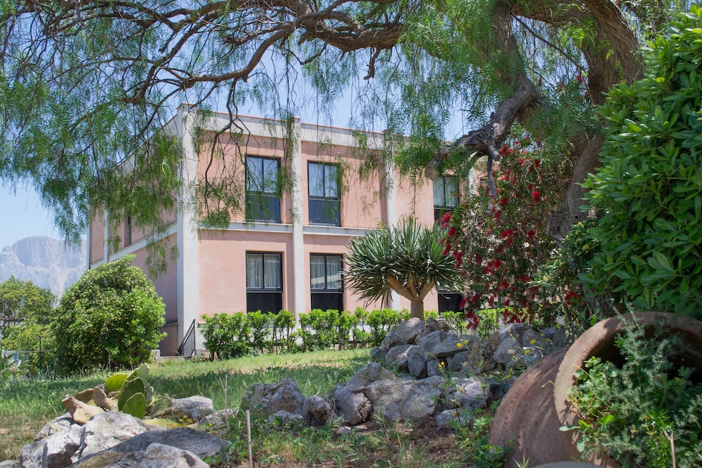 Hotel Cala Rossa in Terrasini | 2025 Updated prices, deals - Klook ...