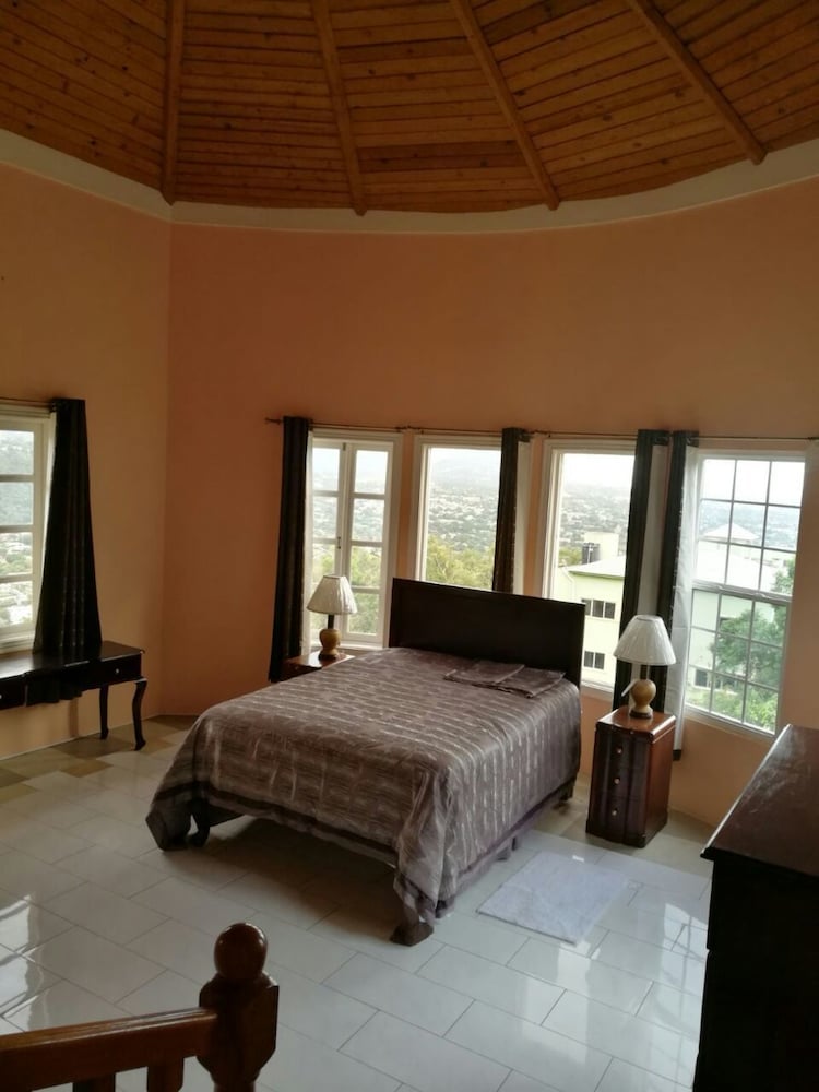 Chancery Hall 3 Bedroom Apartment in | 2023 Updated prices, deals ...
