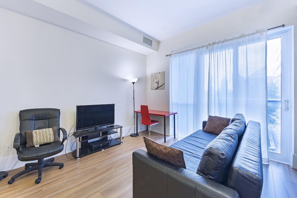 Trinity Suites - Condo on Front Street in Toronto | 2025 Updated prices ...