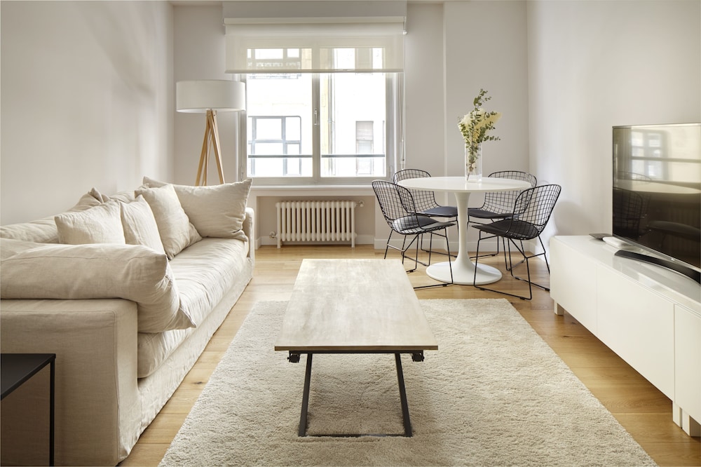 Arrasate 2 by FeelFree Rentals in San Sebastián | 2024 Updated prices ...