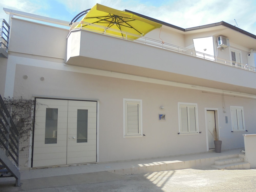 B&B La Poesia in Rocca Imperiale | 2024 Updated prices, deals - Klook ...