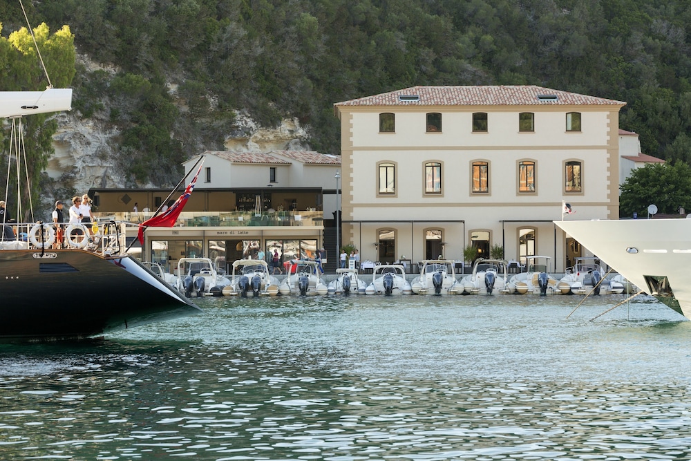 Hotel du Centre Nautique in | 2025 Updated prices, deals - Klook United ...