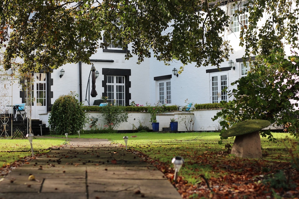 Eagle House in Stafford | 2025 Updated prices, deals - Klook United States
