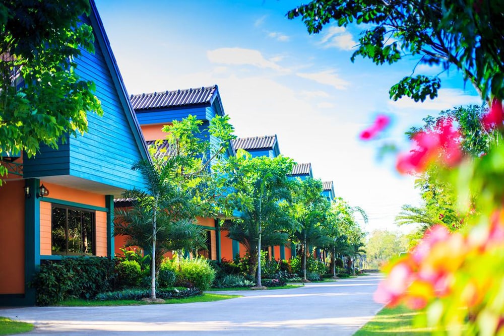 Pailin Resort in Mueang Trat | 2023 Updated prices, deals - Klook ...