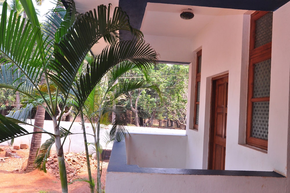 Anjuna Blue Resort in North Goa | 2024 Updated prices, deals - Klook ...