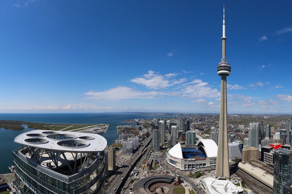 Platinum Suites - Luxury Penthouse in Toronto | 2023 Updated prices ...